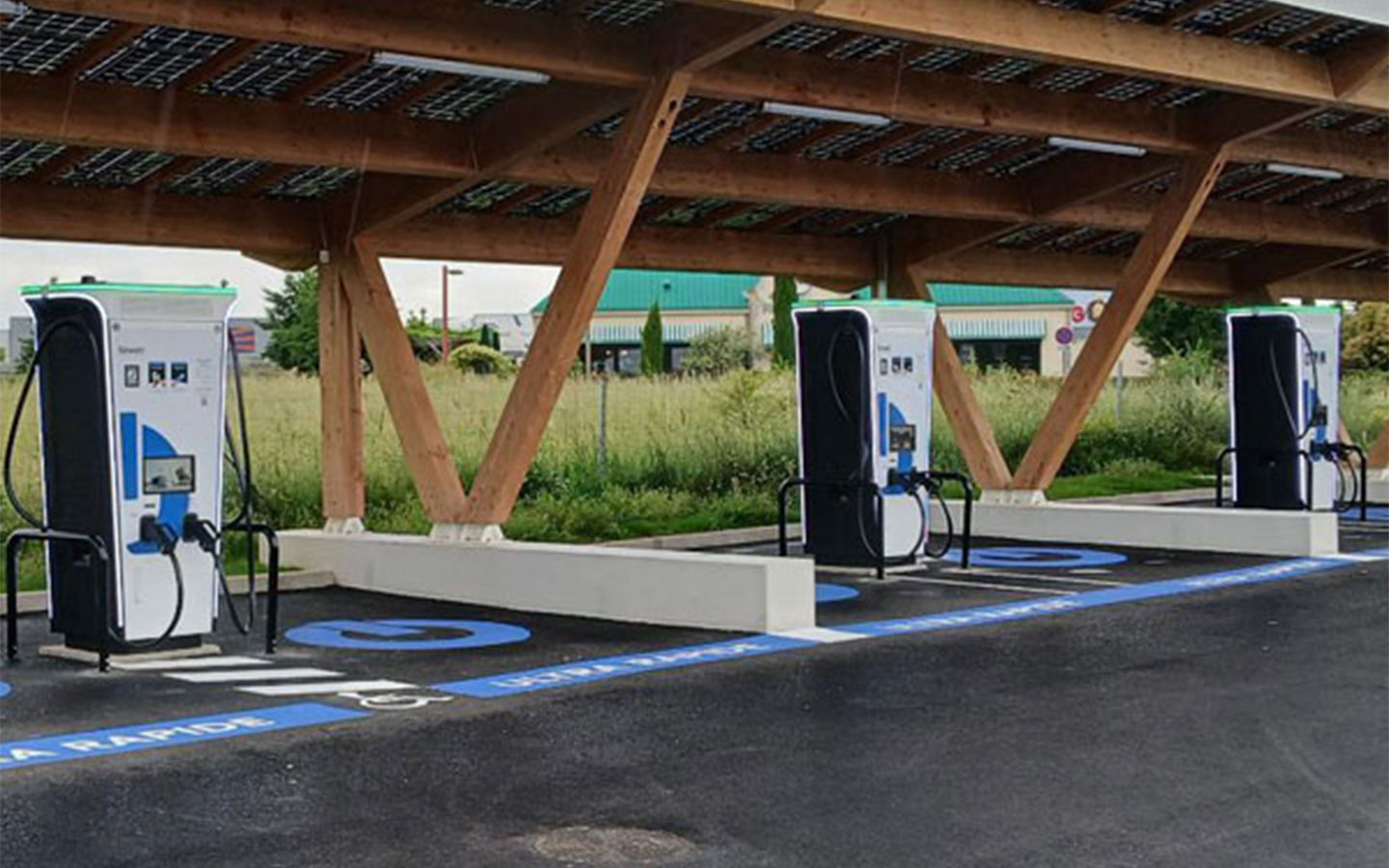 Sowatt Solutions vise 100 nouveaux points de charge pour 2025 - Décidia